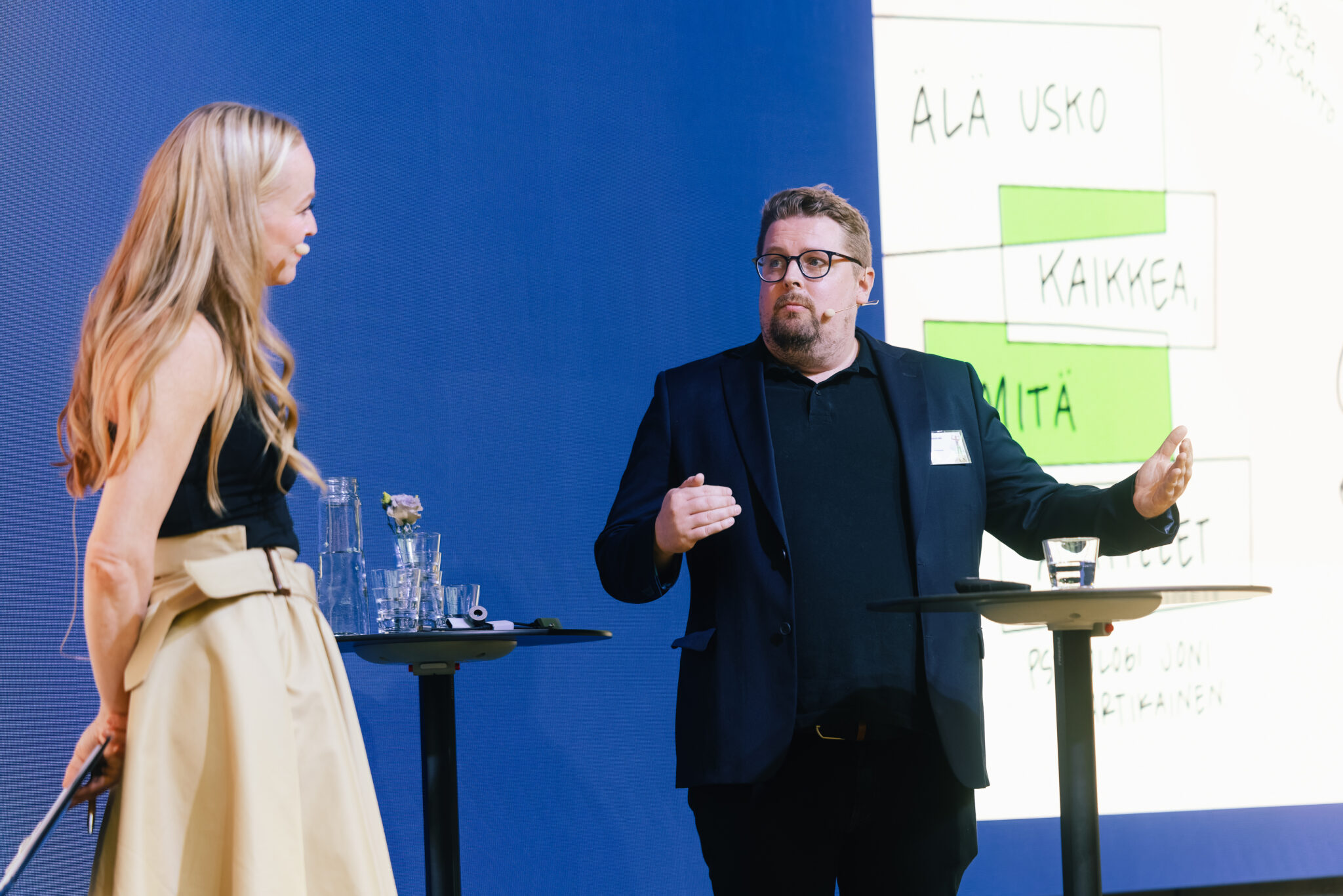 Neljän iin voimaa -tilaisuuden kuvat ja kuvitukset - Pohjolan Voima